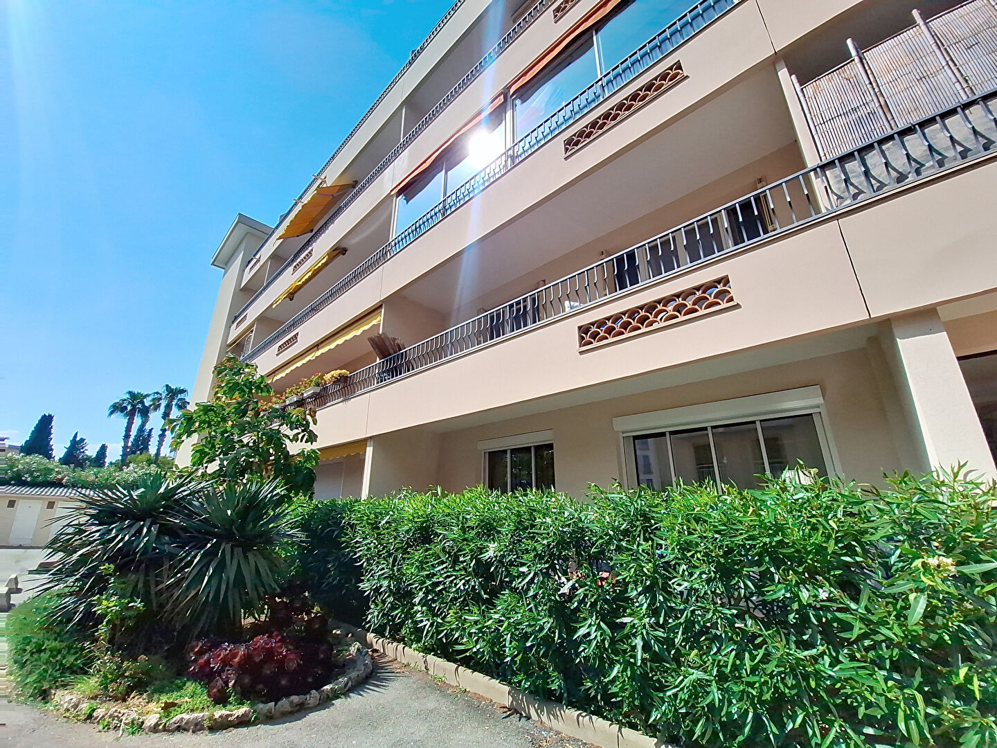 Site ATRIUM SUD CONSEIL IMMOBILIER ST-RAPHAEL, agence immobilière Fnaim ...